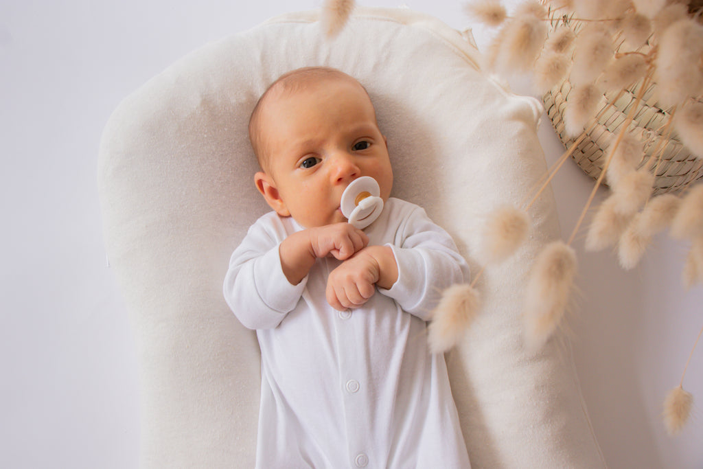 Merino Wool Nesting Pod 3-in-1 with Milky White covers – ko-coon