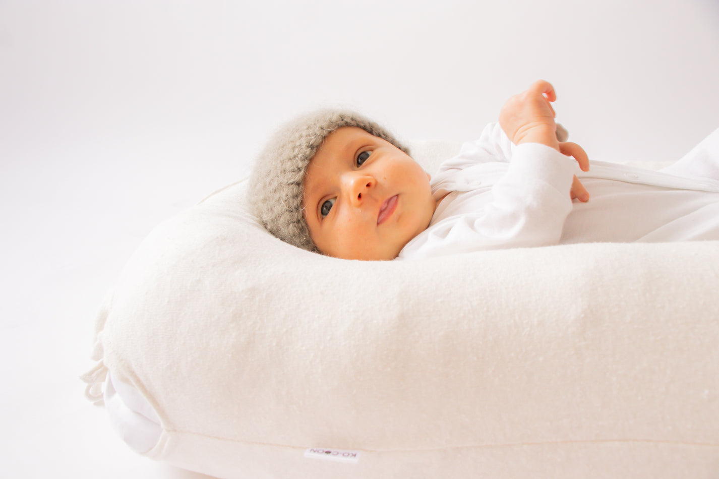 Merino Wool Nesting Pod 3-in-1 with Milky White covers – ko-coon