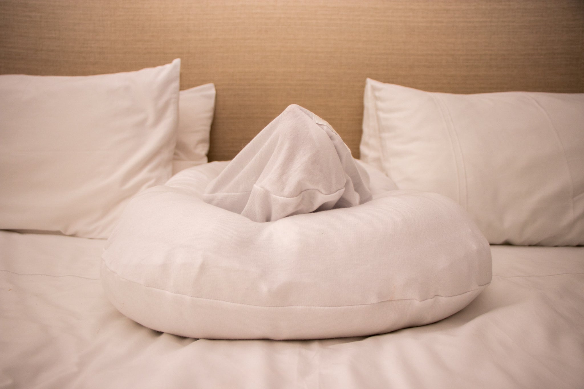 Merino Wool Nesting Pod 3-in-1 with Milky White covers – ko-coon